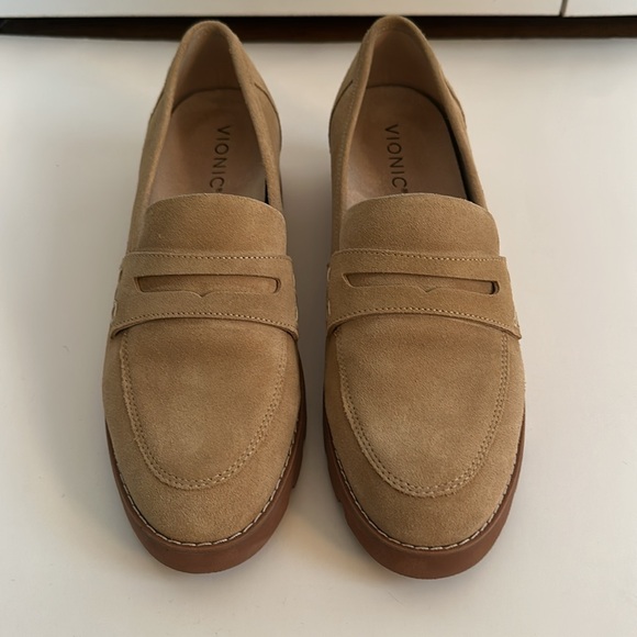 Vionic | Shoes | Vionic Cheryl Ii Beige Suede Lug Sole Penny Loafers ...